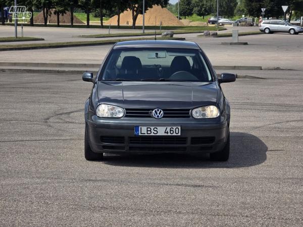 Grey Volkswagen Golf 2001 in Kaunas, with an engine capacity of 2.30 L and mileage of 233 thousand km for 3200 €, photo 3 on AUTOMOTO.COM.LV