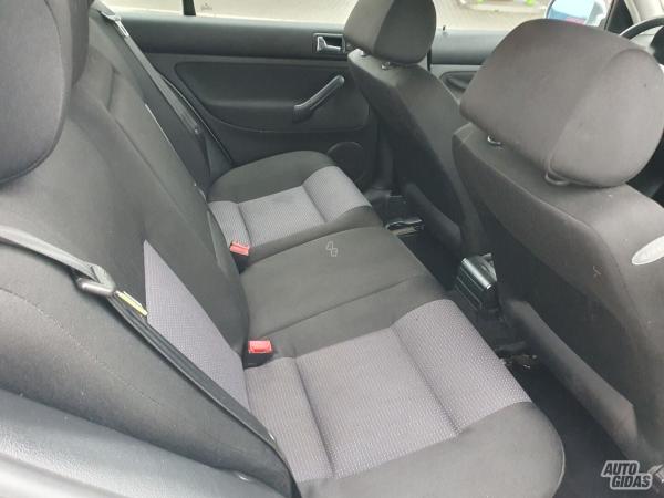 Grey Volkswagen Golf 2001 in Kaunas, with an engine capacity of 1.60 L and mileage of 184 thousand km for 1650 €, photo 11 on AUTOMOTO.COM.LV