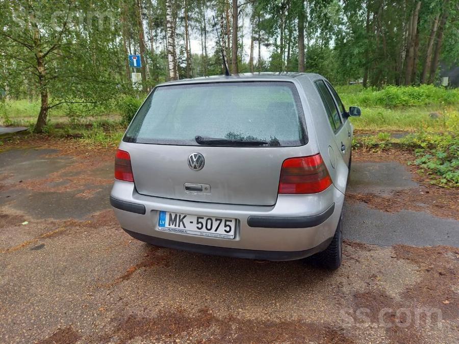 Pelēks Volkswagen Golf 2002 Rīga, ar dzinēja tilpumu 1.90 L un nobraukumu 290 tūkst. km par 1300 €, foto 6 vietnē AUTOMOTO.COM.LV