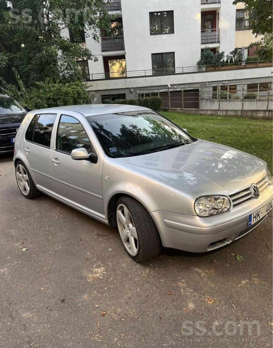 Pelēks Volkswagen Golf 2002 Rīga, ar dzinēja tilpumu 1.60 L un nobraukumu 242 tūkst. km par 15000 €, foto 1 vietnē AUTOMOTO.COM.LV