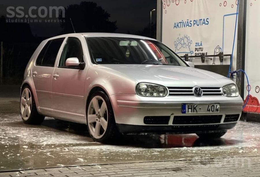 Pelēks Volkswagen Golf 2002 Rīga, ar dzinēja tilpumu 1.60 L un nobraukumu 242 tūkst. km par 15000 €, foto 3 vietnē AUTOMOTO.COM.LV