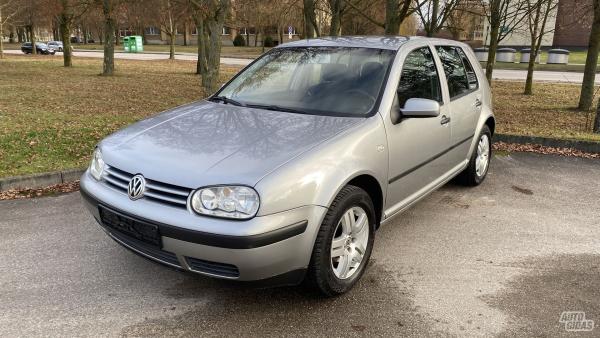 Grey Volkswagen Golf 2002 in Vilkaviskis, with an engine capacity of 1.90 L and mileage of 383 thousand km for 2100 €, photo 1 on AUTOMOTO.COM.LV