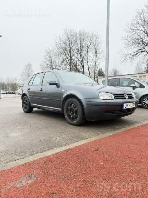 Grey Volkswagen Golf 2002 in Rezekne, with an engine capacity of 1.90 L and mileage of 434 thousand km for 1350 €, photo 2 on AUTOMOTO.COM.LV