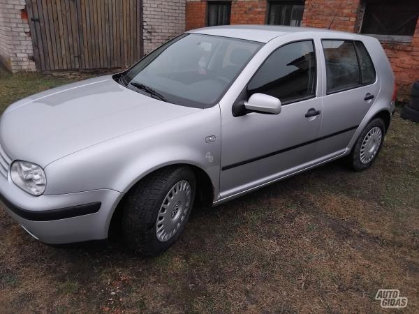 Grey Volkswagen Golf 2002 in Alytus, with an engine capacity of 1.40 L and mileage of 280 thousand km for 780 €, photo 1 on AUTOMOTO.COM.LV