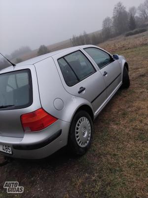 Grey Volkswagen Golf 2002 in Alytus, with an engine capacity of 1.40 L and mileage of 280 thousand km for 780 €, photo 2 on AUTOMOTO.COM.LV
