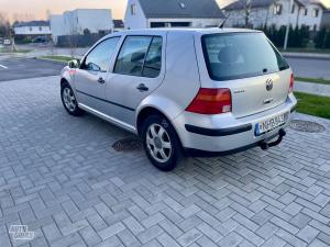 Pelēks Volkswagen Golf 2002 Viļņa, ar dzinēja tilpumu 1.40 L un nobraukumu 293 tūkst. km par 850 €, foto 7 vietnē AUTOMOTO.COM.LV