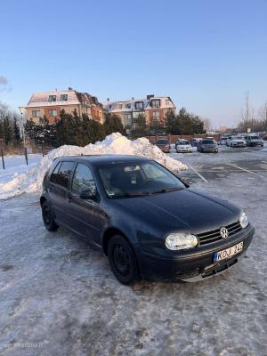 Grey Volkswagen Golf 2002 in Klaipeda, with an engine capacity of 1.90 L and mileage of 296 thousand km for 1000 €, photo 3 on AUTOMOTO.COM.LV