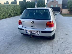 Pelēks Volkswagen Golf 2002 Viļņa, ar dzinēja tilpumu 1.40 L un nobraukumu 293 tūkst. km par 899 €, foto 8 vietnē AUTOMOTO.COM.LV