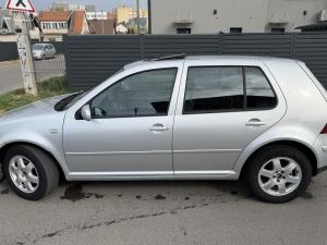 Grey Volkswagen Golf 2002 in Kaunas, with an engine capacity of 1.90 L and mileage of 381 thousand km for 1350 €, photo 10 on AUTOMOTO.COM.LV