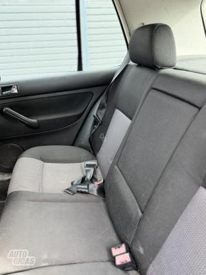 Grey Volkswagen Golf 2002 in Kaunas, with an engine capacity of 1.90 L and mileage of 381 thousand km for 1350 €, photo 18 on AUTOMOTO.COM.LV