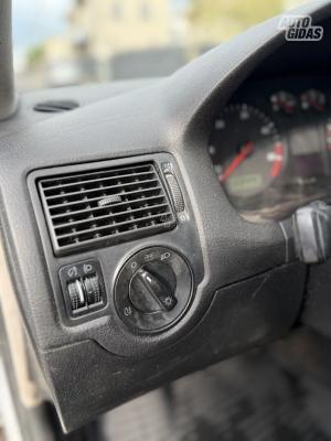 Grey Volkswagen Golf 2002 in Kaunas, with an engine capacity of 1.90 L and mileage of 381 thousand km for 1350 €, photo 20 on AUTOMOTO.COM.LV