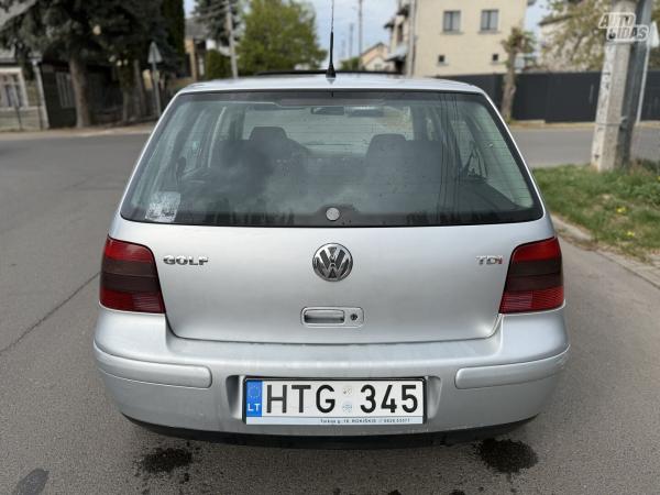 Grey Volkswagen Golf 2002 in Kaunas, with an engine capacity of 1.90 L and mileage of 381 thousand km for 1350 €, photo 7 on AUTOMOTO.COM.LV