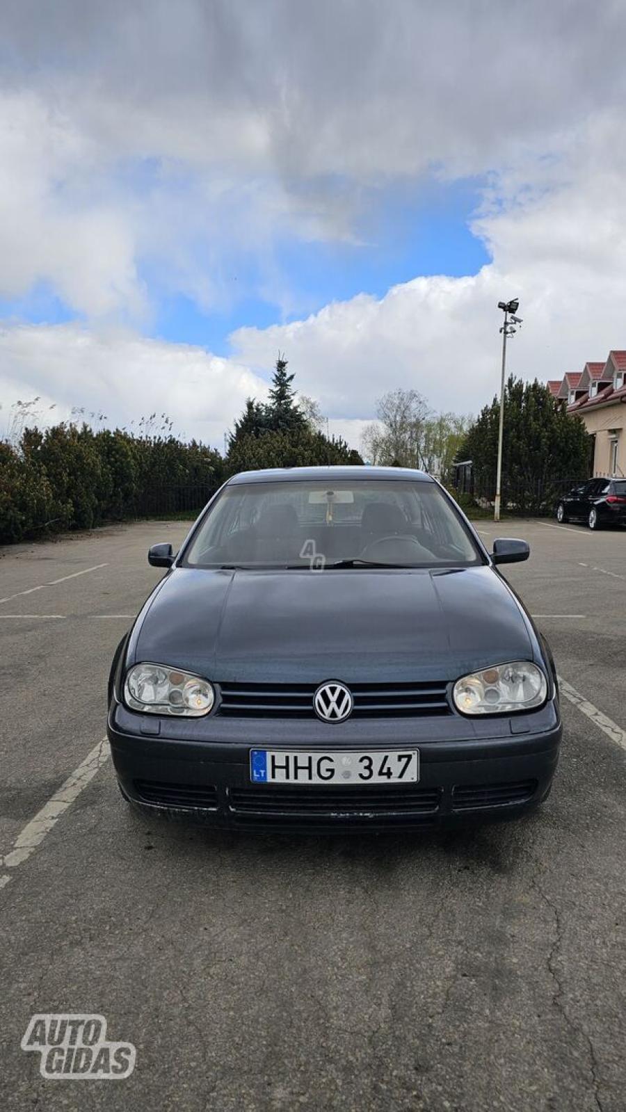 Pelēks Volkswagen Golf 2002 Kauņa, ar dzinēja tilpumu 1.90 L un nobraukumu 467 tūkst. km par 750 €, foto 3 vietnē AUTOMOTO.COM.LV