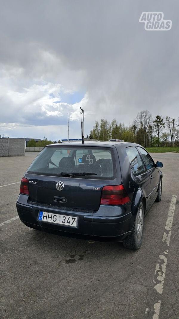 Grey Volkswagen Golf 2002 in Kaunas, with an engine capacity of 1.90 L and mileage of 467 thousand km for 750 €, photo 4 on AUTOMOTO.COM.LV