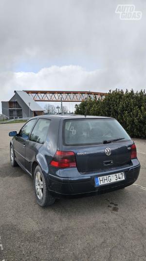 Pelēks Volkswagen Golf 2002 Kauņa, ar dzinēja tilpumu 1.90 L un nobraukumu 467 tūkst. km par 750 €, foto 7 vietnē AUTOMOTO.COM.LV
