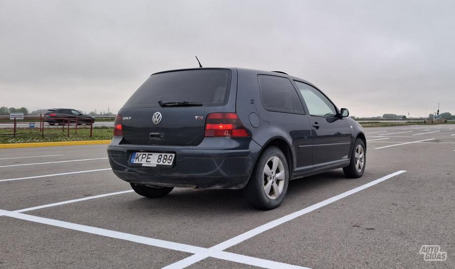 Grey Volkswagen Golf 2002 in Klaipeda, with an engine capacity of 1.90 L and mileage of 300 thousand km for 980 €, photo 5 on AUTOMOTO.COM.LV