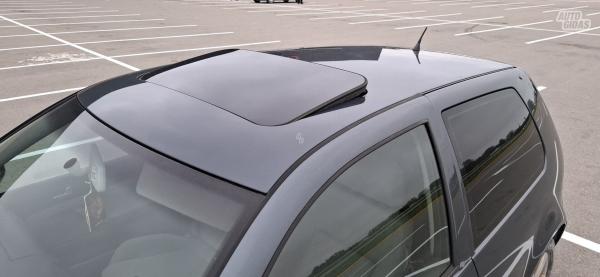 Grey Volkswagen Golf 2002 in Klaipeda, with an engine capacity of 1.90 L and mileage of 300 thousand km for 980 €, photo 7 on AUTOMOTO.COM.LV