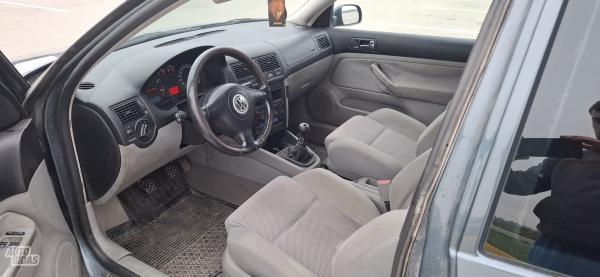Grey Volkswagen Golf 2002 in Klaipeda, with an engine capacity of 1.90 L and mileage of 300 thousand km for 980 €, photo 10 on AUTOMOTO.COM.LV