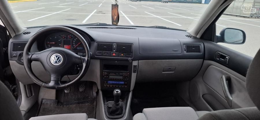 Grey Volkswagen Golf 2002 in Klaipeda, with an engine capacity of 1.90 L and mileage of 300 thousand km for 980 €, photo 12 on AUTOMOTO.COM.LV