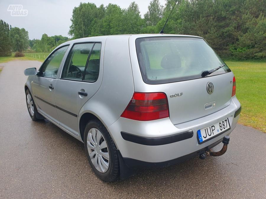 Grey Volkswagen Golf 2002 in Utena, with an engine capacity of 1.90 L and mileage of 340 thousand km for 950 €, photo 3 on AUTOMOTO.COM.LV