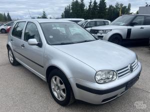 Grey Volkswagen Golf 2002 in Utena, with an engine capacity of 1.90 L and mileage of 290 thousand km for 1650 €, photo 3 on AUTOMOTO.COM.LV