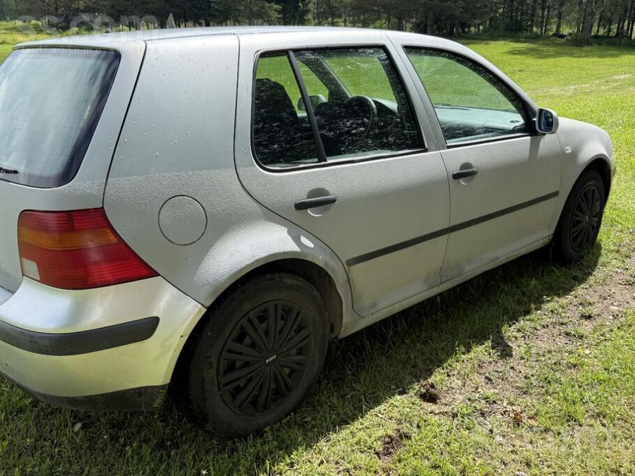 Pelēks Volkswagen Golf 2002 Aizkraukle, ar dzinēja tilpumu 1.90 L un nobraukumu 492 tūkst. km par 750 €, foto 3 vietnē AUTOMOTO.COM.LV