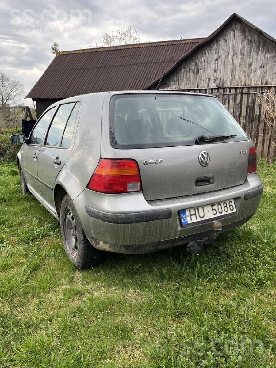 Серый Фольксваген Гольф 2002 в Талси, объемом двигателя 1.90 л и пробегом 433 тыс. км за 750 €, фото 6 на AUTOMOTO.COM.LV
