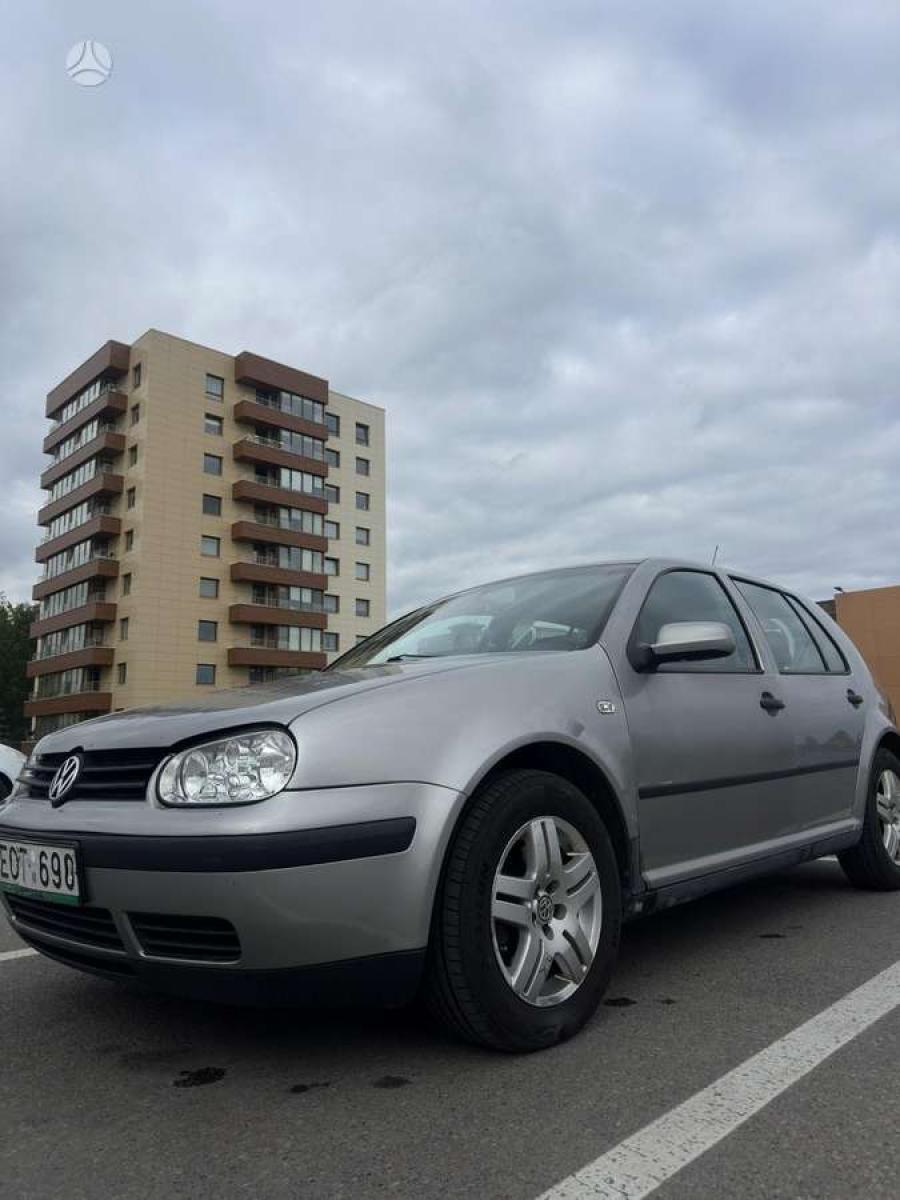 Grey Volkswagen Golf 2002 in Kaunas, with an engine capacity of 1.90 L and mileage of 329 thousand km for 900 €, photo 1 on AUTOMOTO.COM.LV