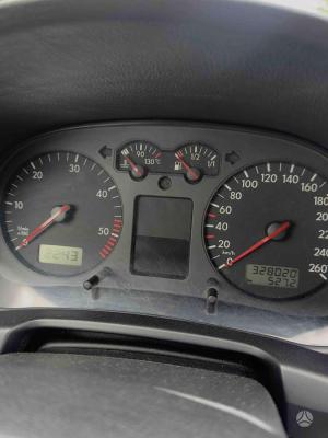 Grey Volkswagen Golf 2002 in Kaunas, with an engine capacity of 1.90 L and mileage of 329 thousand km for 900 €, photo 4 on AUTOMOTO.COM.LV