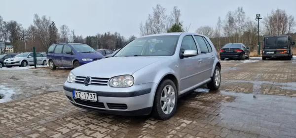 Pelēks Volkswagen Golf 2002 Valmiera, ar dzinēja tilpumu 1.90 L un nobraukumu 274 tūkst. km par 1300 €, foto 6 vietnē AUTOMOTO.COM.LV