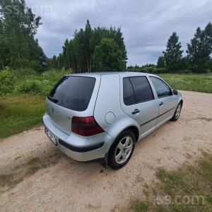 Grey Volkswagen Golf 2002 in Daugavpils, with an engine capacity of 1.90 L and mileage of 312 thousand km for 950 €, photo 4 on AUTOMOTO.COM.LV