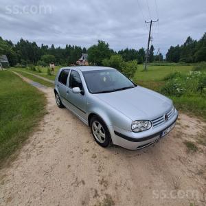Grey Volkswagen Golf 2002 in Daugavpils, with an engine capacity of 1.90 L and mileage of 312 thousand km for 950 €, photo 5 on AUTOMOTO.COM.LV
