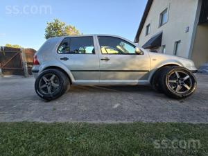 Grey Volkswagen Golf 2002 in Riga, with an engine capacity of 2.00 L and mileage of 155 thousand km for 2850 €, photo 14 on AUTOMOTO.COM.LV