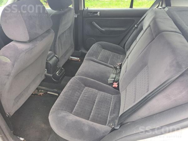 Grey Volkswagen Golf 2002 in Jekabpils, with an engine capacity of 1.90 L and mileage of 492 thousand km for 899 €, photo 9 on AUTOMOTO.COM.LV