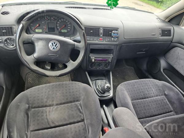 Grey Volkswagen Golf 2002 in Jekabpils, with an engine capacity of 1.90 L and mileage of 492 thousand km for 899 €, photo 10 on AUTOMOTO.COM.LV