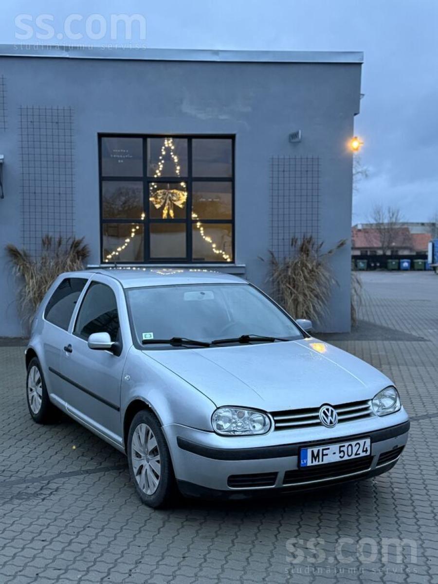 Pelēks Volkswagen Golf 2002 Kuldīga, ar dzinēja tilpumu 1.90 L un nobraukumu 421 tūkst. km par 1900 €, foto 3 vietnē AUTOMOTO.COM.LV