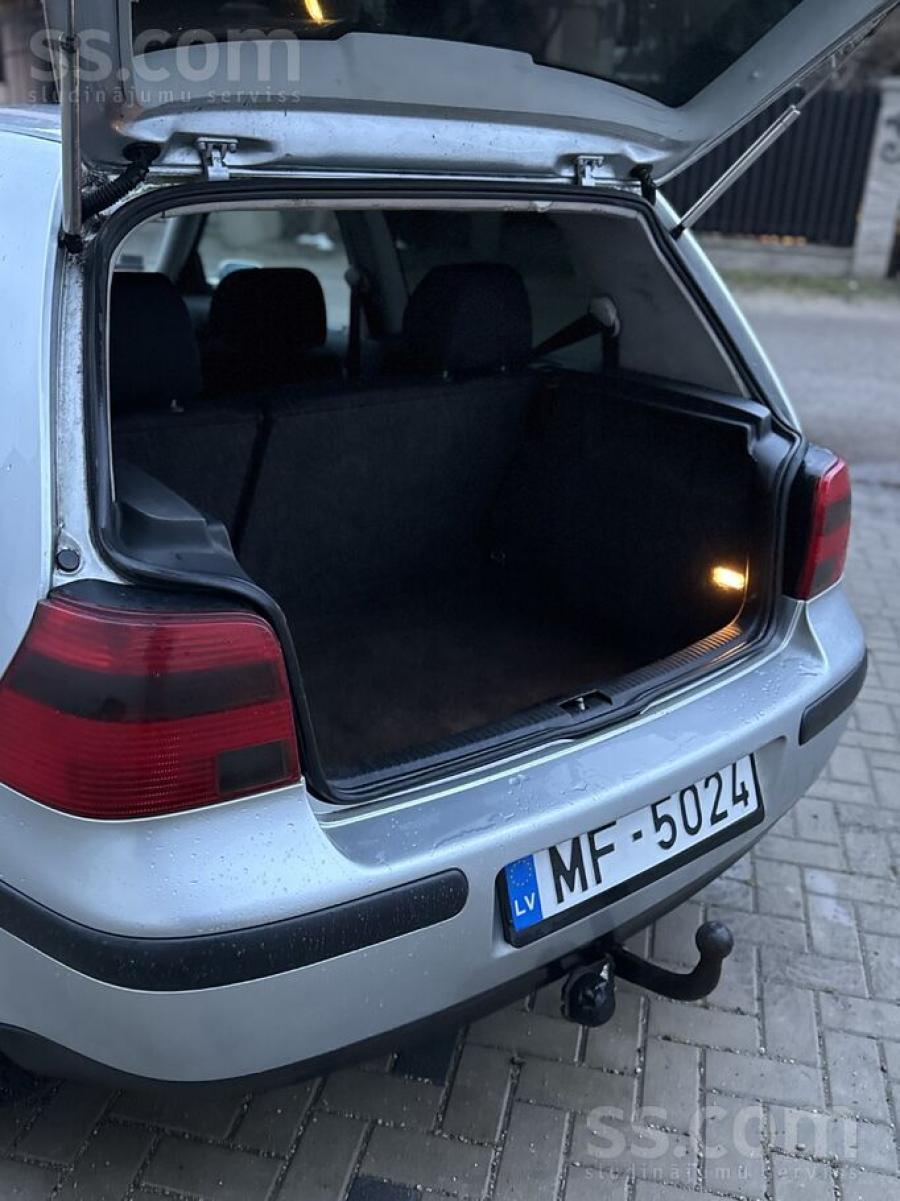 Pelēks Volkswagen Golf 2002 Kuldīga, ar dzinēja tilpumu 1.90 L un nobraukumu 421 tūkst. km par 1900 €, foto 6 vietnē AUTOMOTO.COM.LV