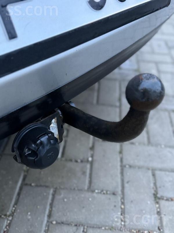 Pelēks Volkswagen Golf 2002 Kuldīga, ar dzinēja tilpumu 1.90 L un nobraukumu 421 tūkst. km par 1900 €, foto 9 vietnē AUTOMOTO.COM.LV