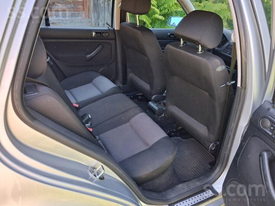 Pelēks Volkswagen Golf 2002 Preiļi, ar dzinēja tilpumu 1.90 L un nobraukumu 288 tūkst. km par 2850 €, foto 8 vietnē AUTOMOTO.COM.LV