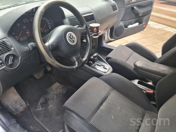 Grey Volkswagen Golf 2002 in Riga, with an engine capacity of 2.00 L and mileage of 377 thousand km for 650 €, photo 5 on AUTOMOTO.COM.LV