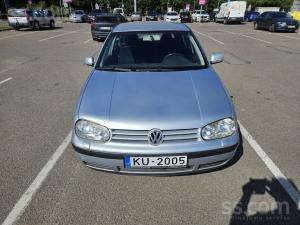 Grey Volkswagen Golf 2002 in Riga, with an engine capacity of 1.60 L and mileage of 215 thousand km for 1890 €, photo  on AUTOMOTO.COM.LV