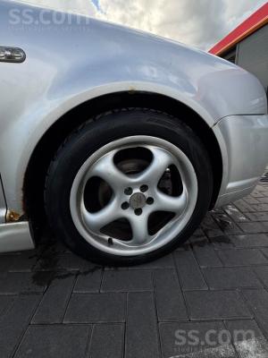 Pelēks Volkswagen Golf 2002 Rīga, ar dzinēja tilpumu 1.60 L un nobraukumu 322 tūkst. km par 700 €, foto 5 vietnē AUTOMOTO.COM.LV