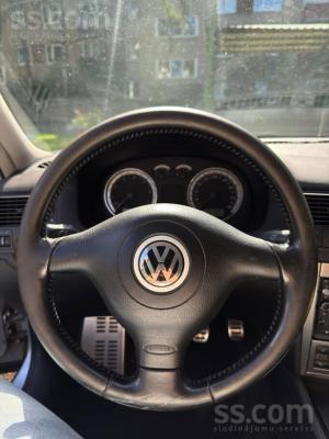 Pelēks Volkswagen Golf 2002 Rīga, ar dzinēja tilpumu 1.60 L un nobraukumu 322 tūkst. km par 700 €, foto 8 vietnē AUTOMOTO.COM.LV