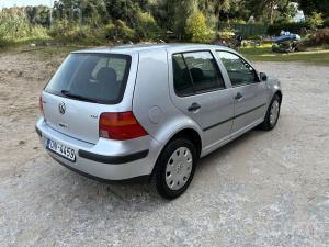 Pelēks Volkswagen Golf 2002 Rīga, ar dzinēja tilpumu 1.90 L un nobraukumu 303 tūkst. km par 2490 €, foto 6 vietnē AUTOMOTO.COM.LV