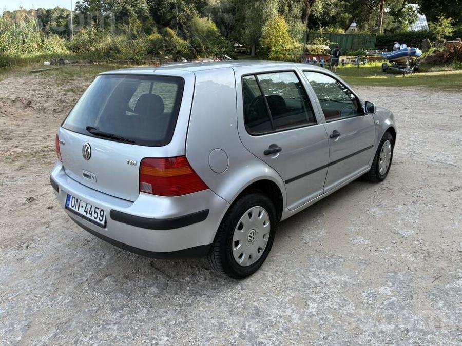 Pelēks Volkswagen Golf 2002 Rīga, ar dzinēja tilpumu 1.90 L un nobraukumu 303 tūkst. km par 2490 €, foto 6 vietnē AUTOMOTO.COM.LV
