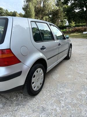 Pelēks Volkswagen Golf 2002 Rīga, ar dzinēja tilpumu 1.90 L un nobraukumu 303 tūkst. km par 2490 €, foto 10 vietnē AUTOMOTO.COM.LV