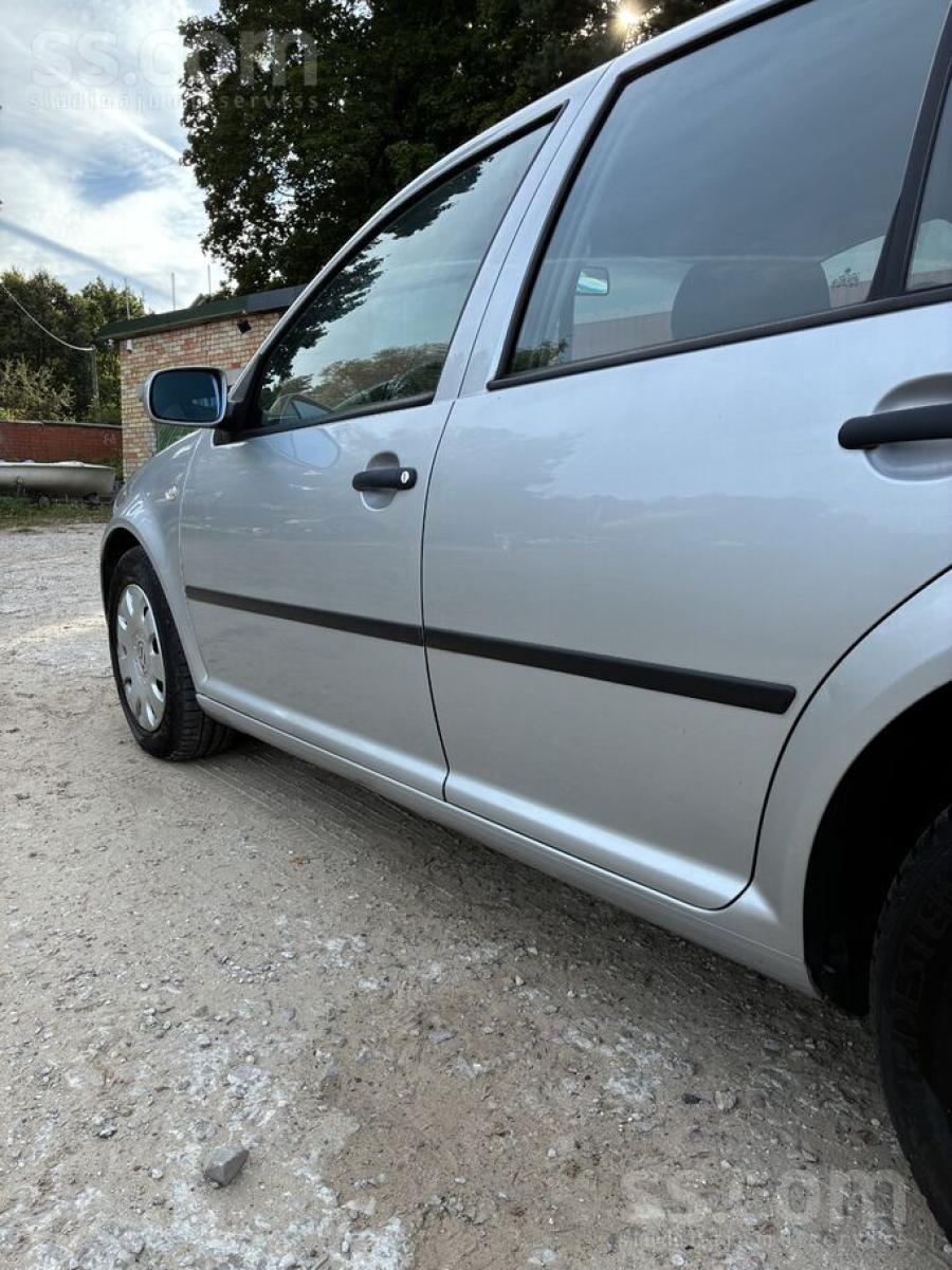 Pelēks Volkswagen Golf 2002 Rīga, ar dzinēja tilpumu 1.90 L un nobraukumu 303 tūkst. km par 2490 €, foto 11 vietnē AUTOMOTO.COM.LV