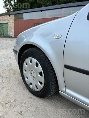 Pelēks Volkswagen Golf 2002 Rīga, ar dzinēja tilpumu 1.90 L un nobraukumu 303 tūkst. km par 2490 €, foto 13 vietnē AUTOMOTO.COM.LV