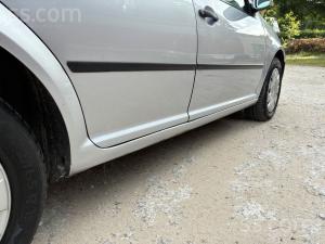 Pelēks Volkswagen Golf 2002 Rīga, ar dzinēja tilpumu 1.90 L un nobraukumu 303 tūkst. km par 2490 €, foto 16 vietnē AUTOMOTO.COM.LV