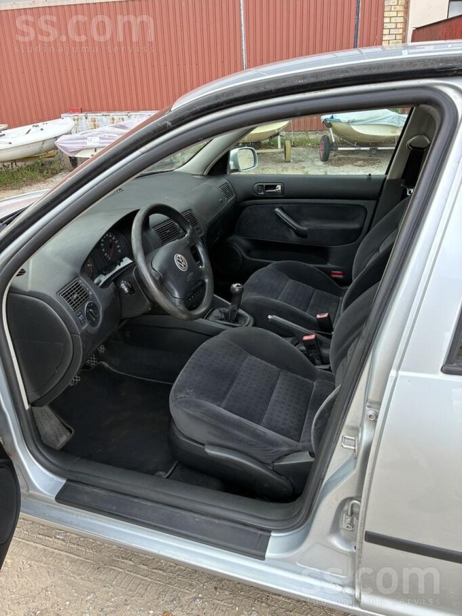 Pelēks Volkswagen Golf 2002 Rīga, ar dzinēja tilpumu 1.90 L un nobraukumu 303 tūkst. km par 2490 €, foto 19 vietnē AUTOMOTO.COM.LV